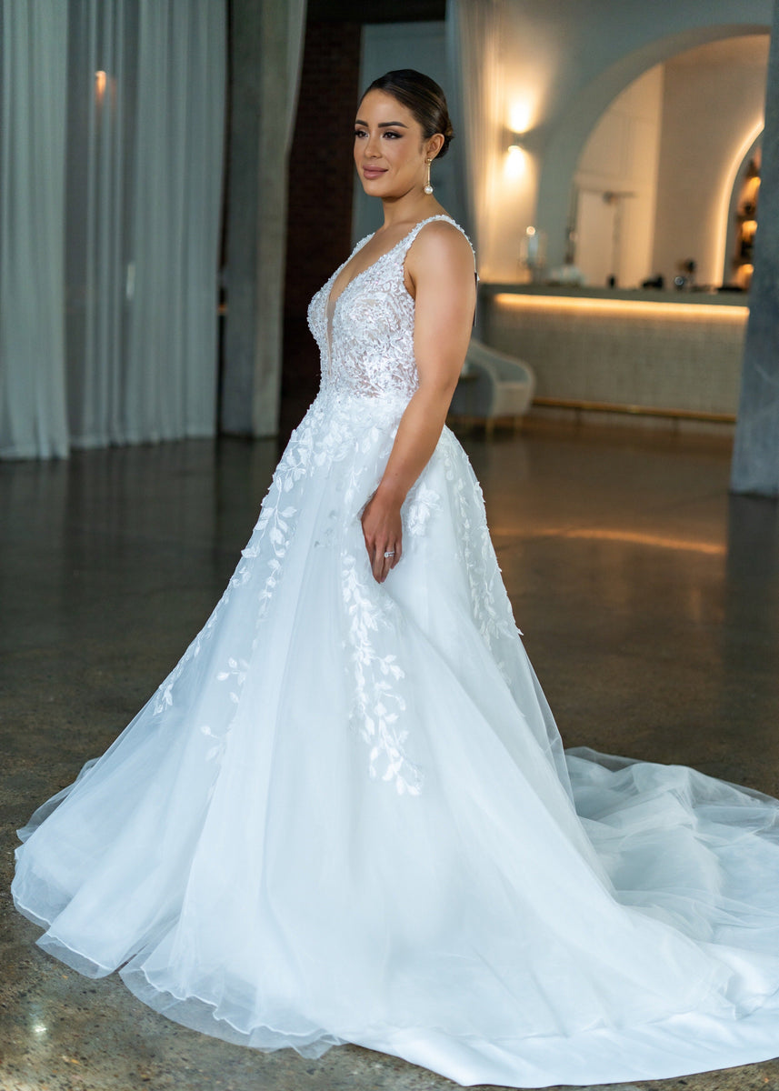Hannah LC – Eve Roberts Bridal